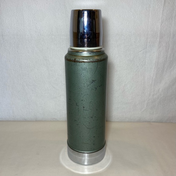 Stanley | Kitchen | Vintage Stanley Aladdin Thermos A944b Quart No 0 ...